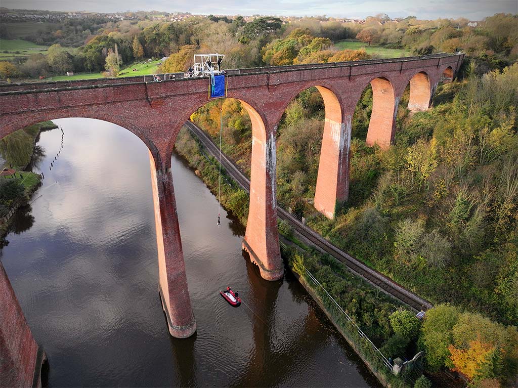 UK Bungee Club (Larpool Viaduct in Whitby)
