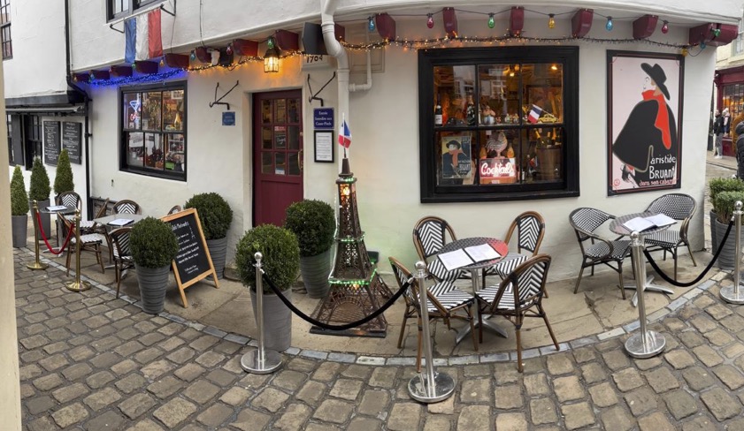 Whitby Cafes and Tearooms - Cafes in Whitby